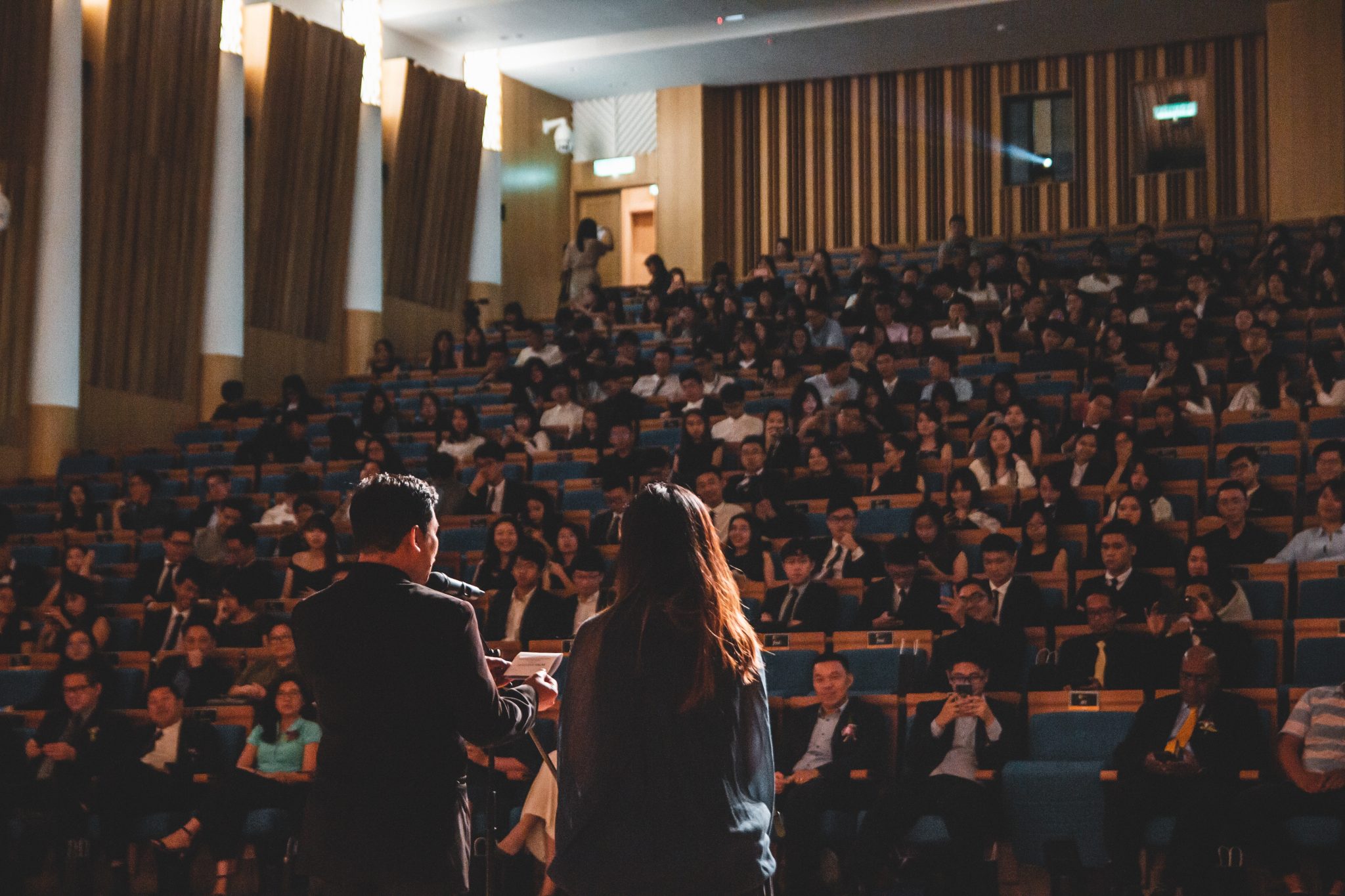Characteristics of an Ineffective Public Speaker - Oratory Club