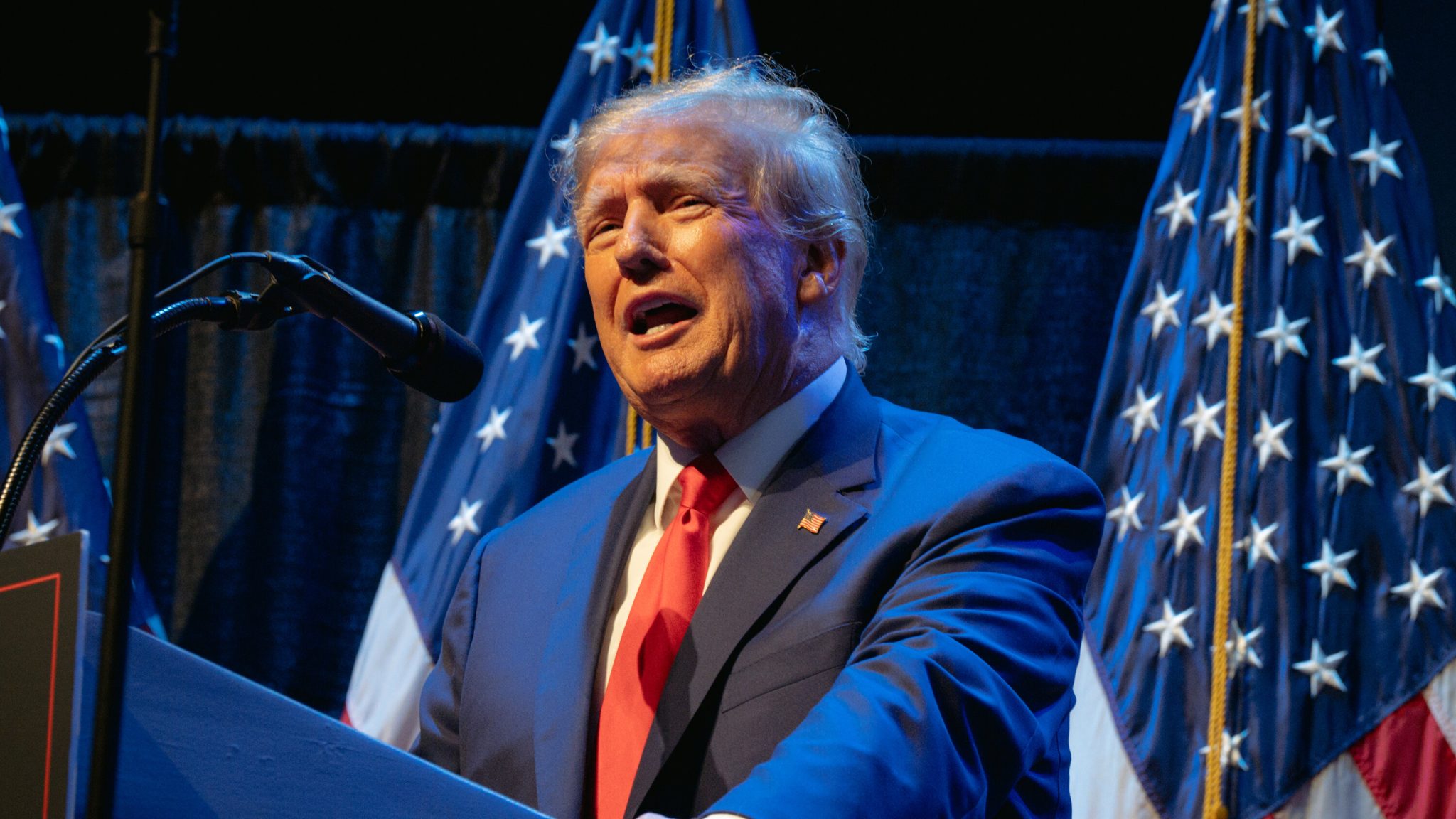 What are the Strengths And Weaknesses of Public Speaking? - Oratory Club