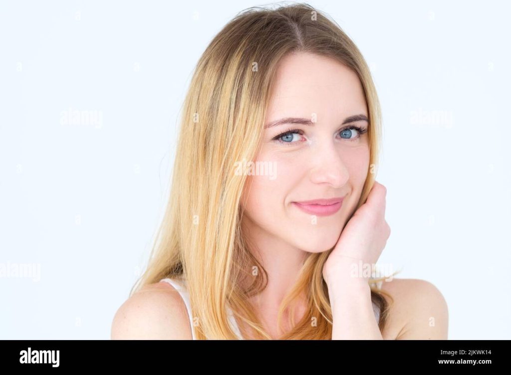 Female Body Language Hands In Pockets - Oratory Club